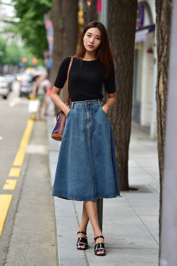Let’s talk About The Most Elegant Piece of Dressing- Women’s Skirts